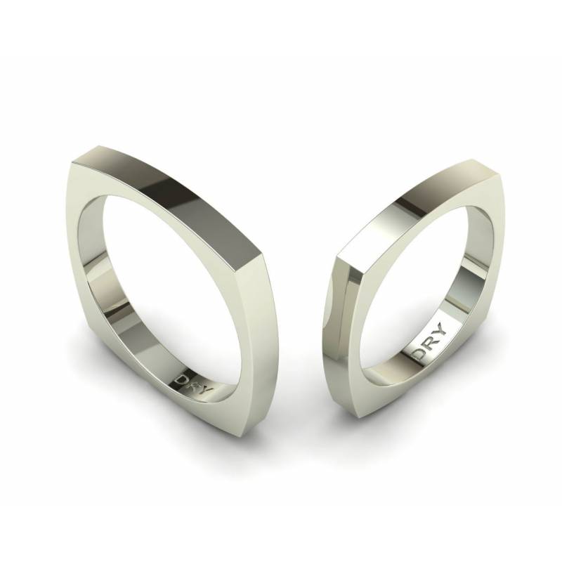 18k gold square rings. A robust and contemporary design | Pepe Dry